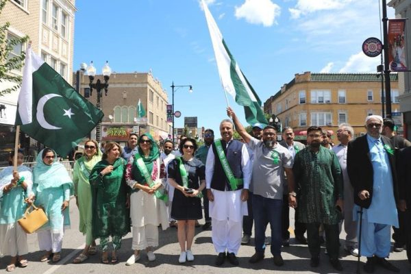 Consul General leads Pakistan Independence Day Parade - Consulate ...